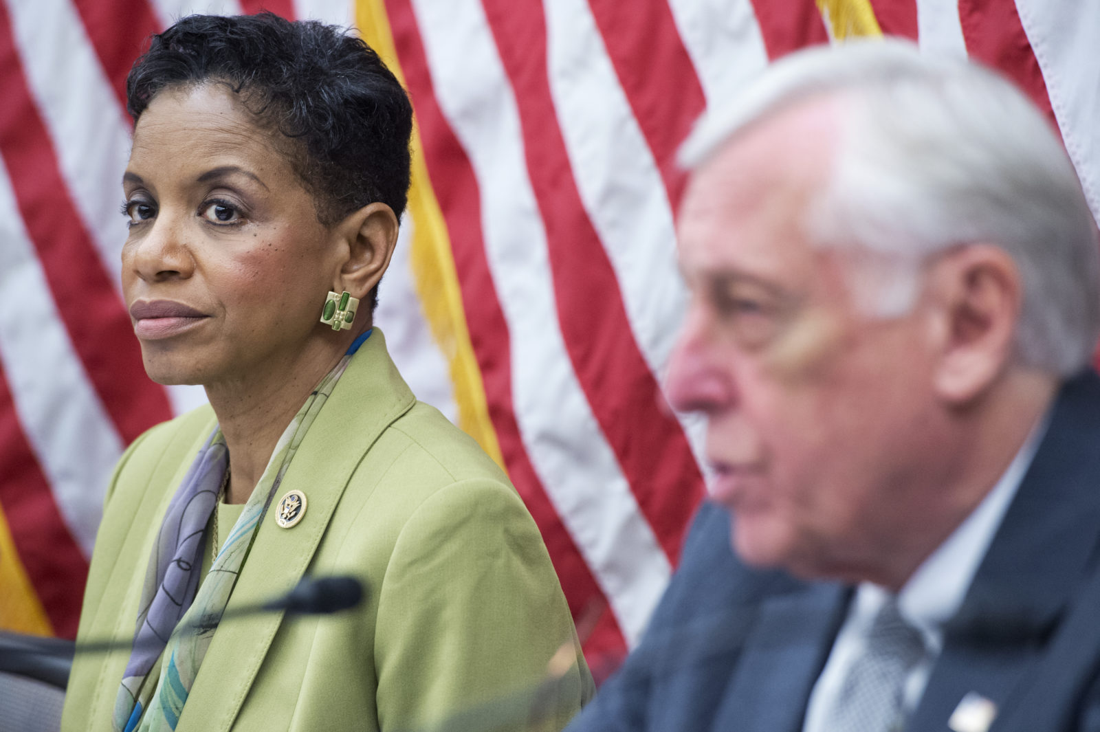 Donna Edwards steps back into the fray